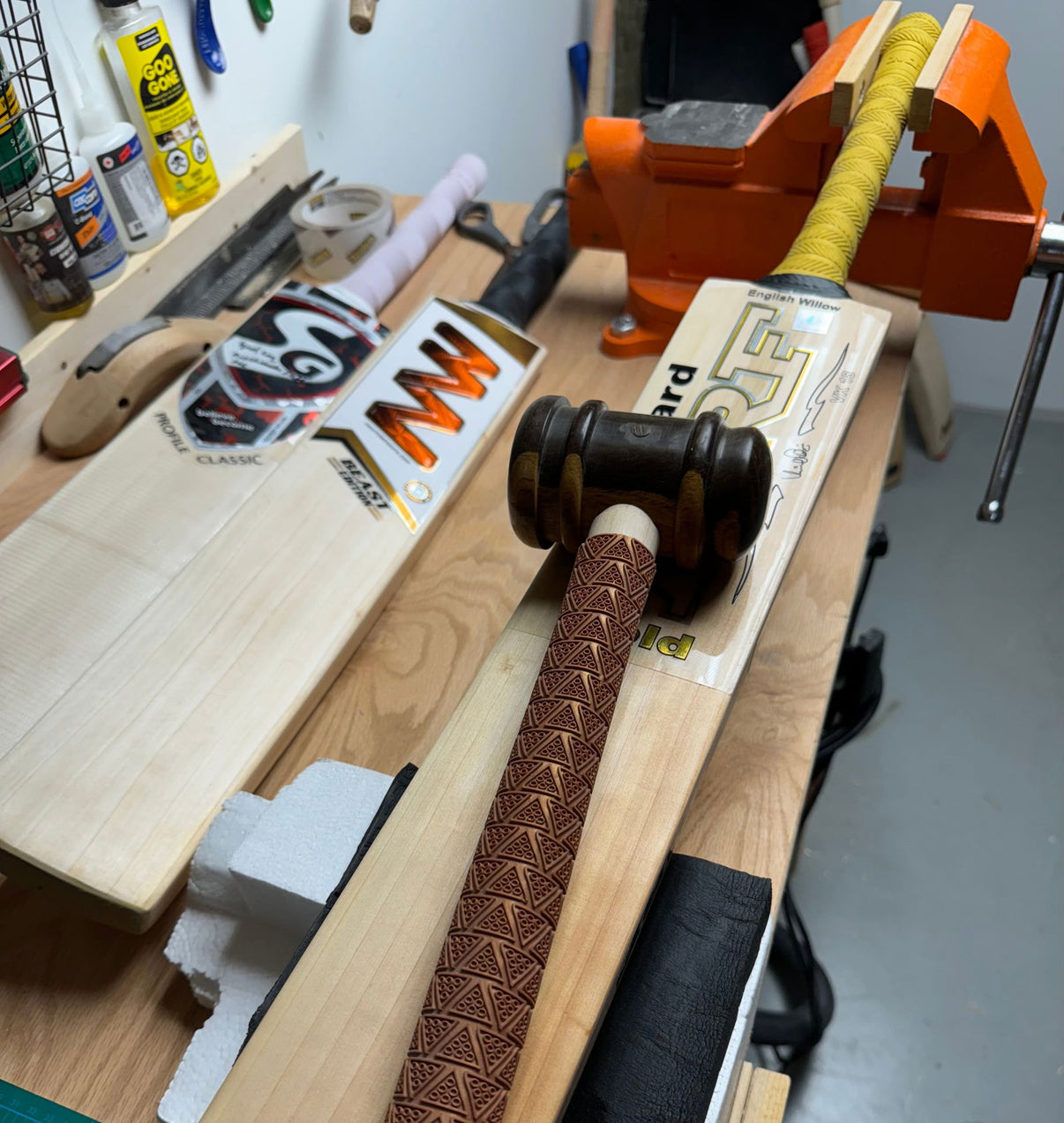 Cricket Bat Pro Knocking, Machine & Hand knock – NW Cricket